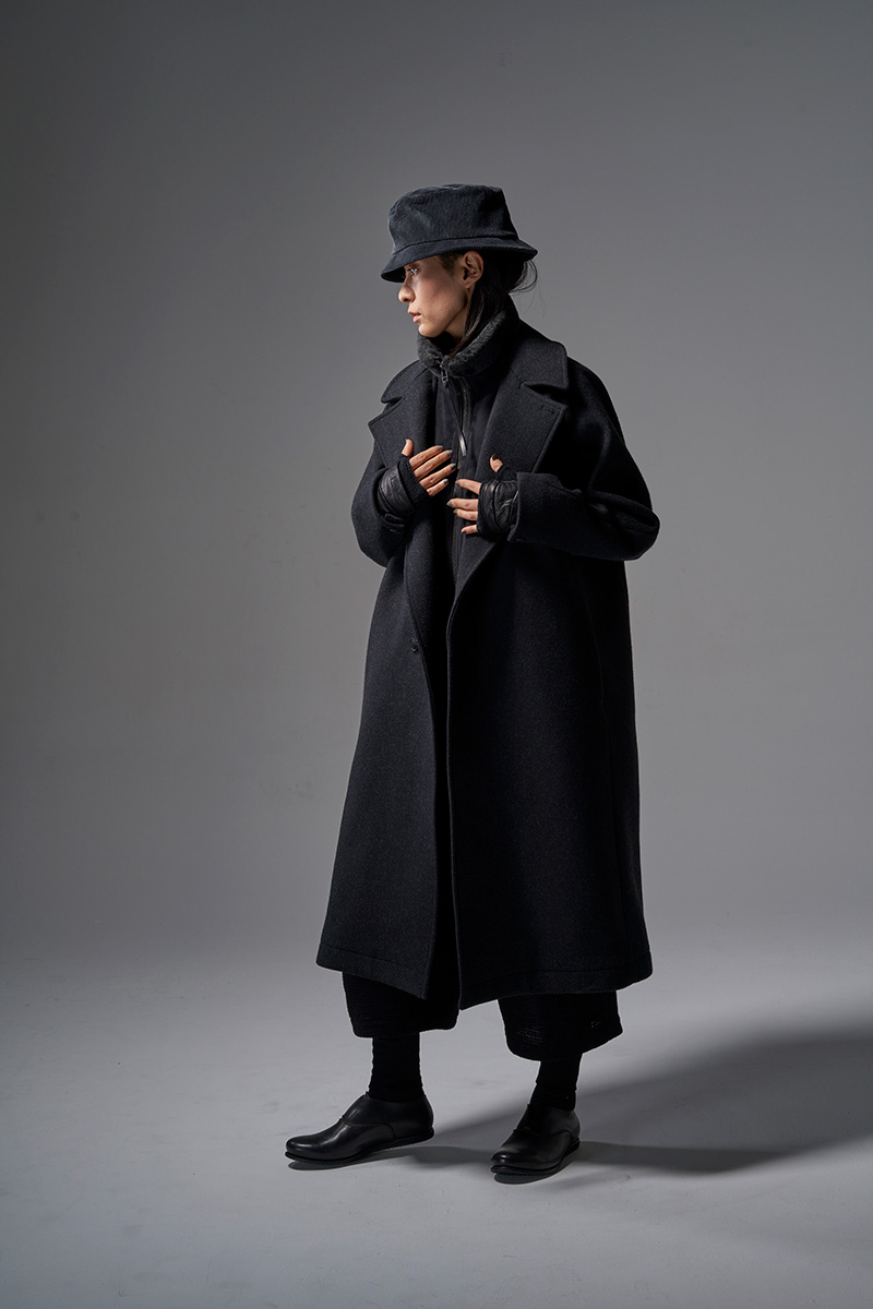 COLLECTION « DEVOA — Destruction and Construction — 2021 F/W デヴォア