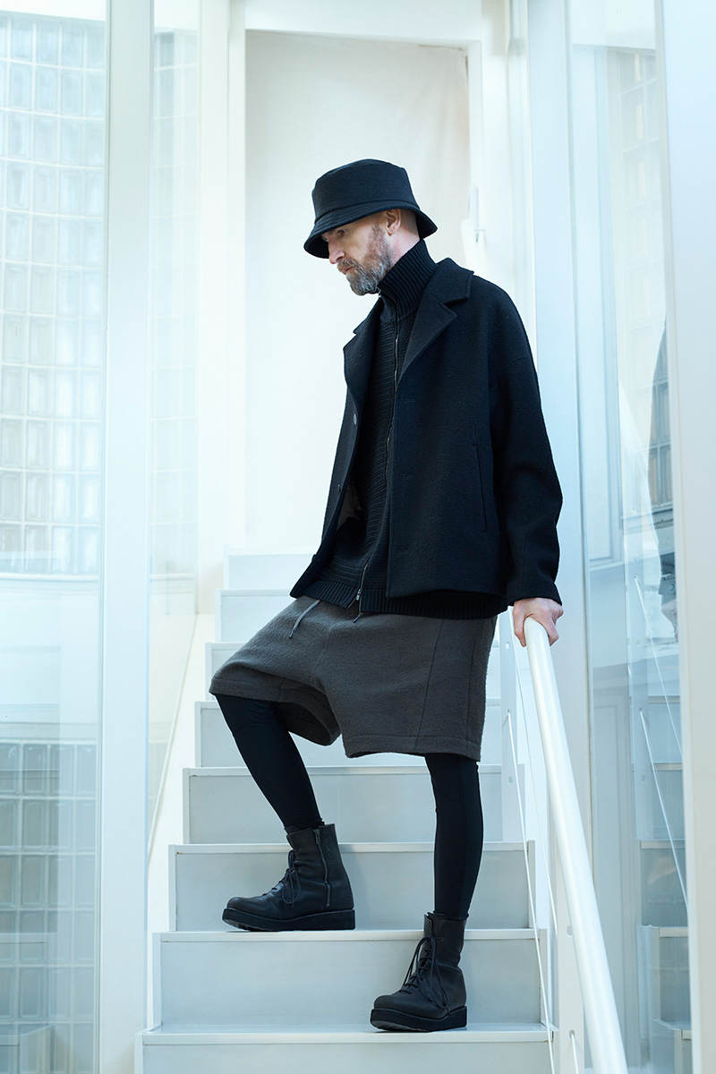 COLLECTION « DEVOA — Destruction and Construction — 2022-23 F/W デヴォア